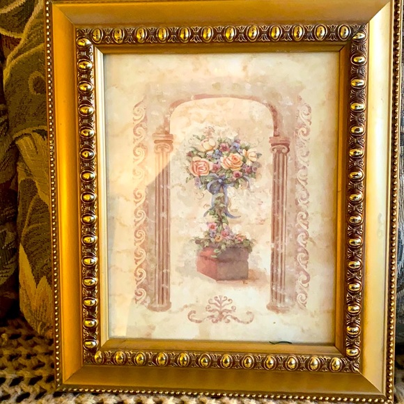 Wall Decor | Soft Floral Picture And Gold Frame | Poshmark